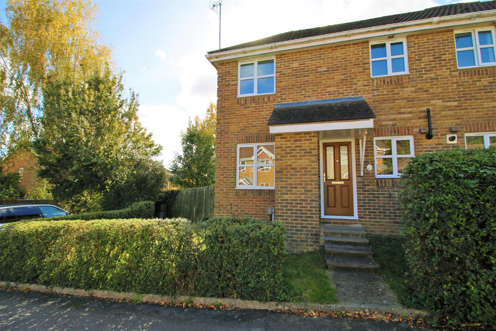 Oak Close, Rosebanks, Basingstoke - The Property Explorer - Service ...